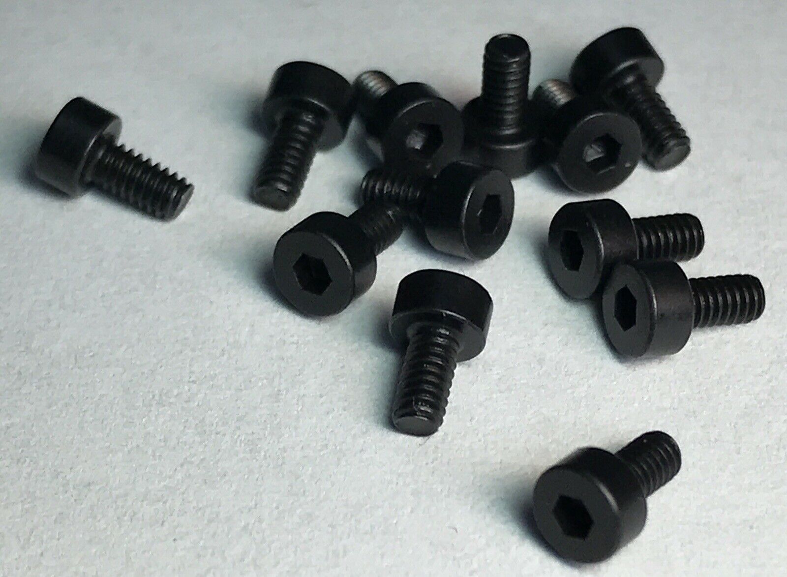 Motor Mounting Screws - Machine Thread